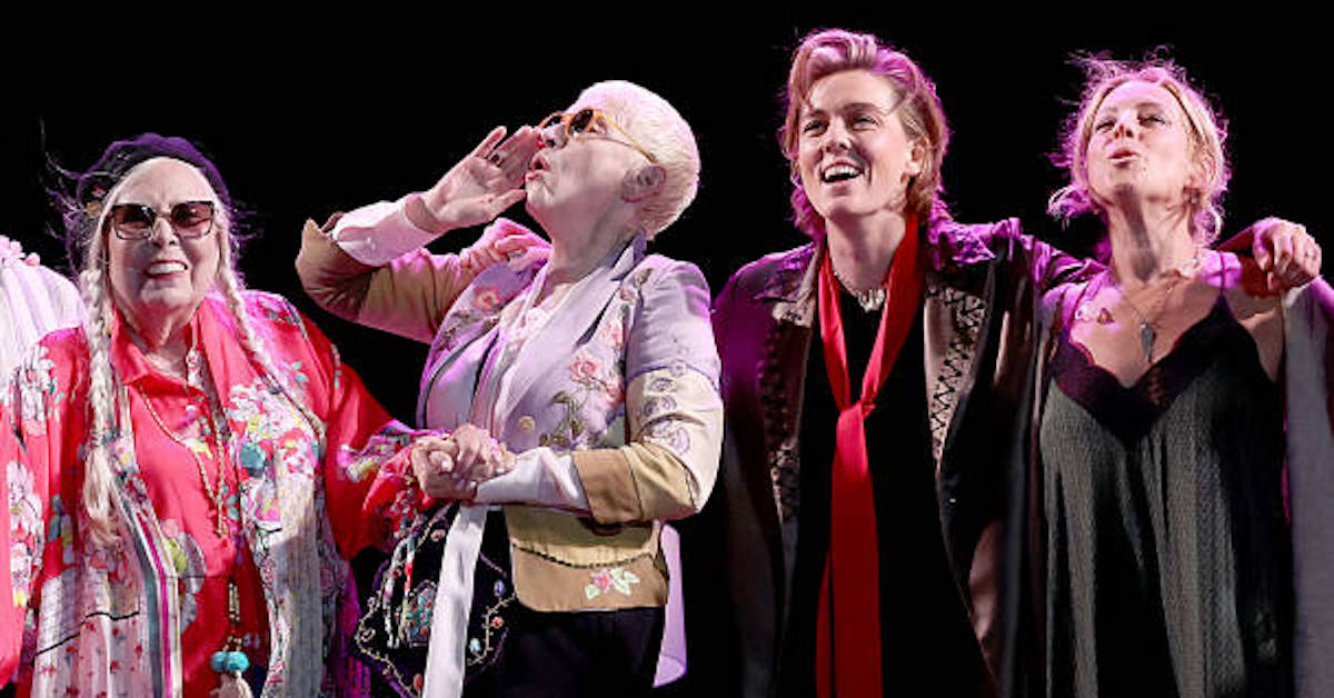 Joni Mitchell Celebrates 1st Scheduled Concert in Decades - Best ...